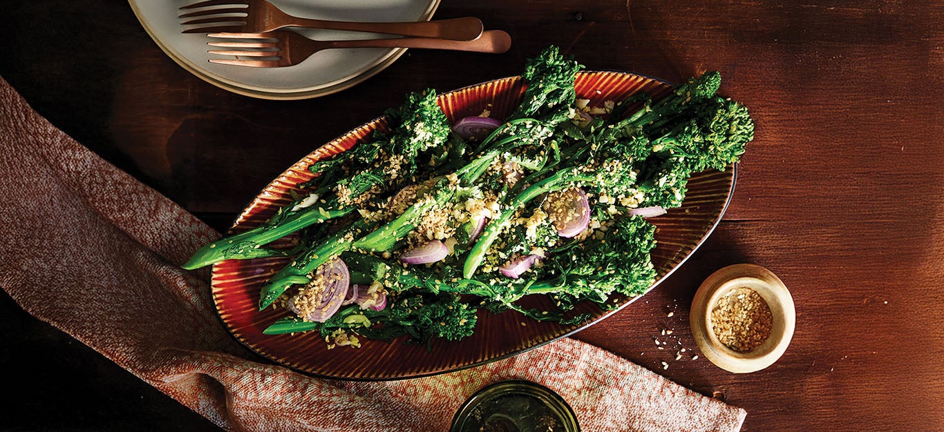 Ginger-Sesame Broccoli Rabe Salad Recipe - Forks Over Knives