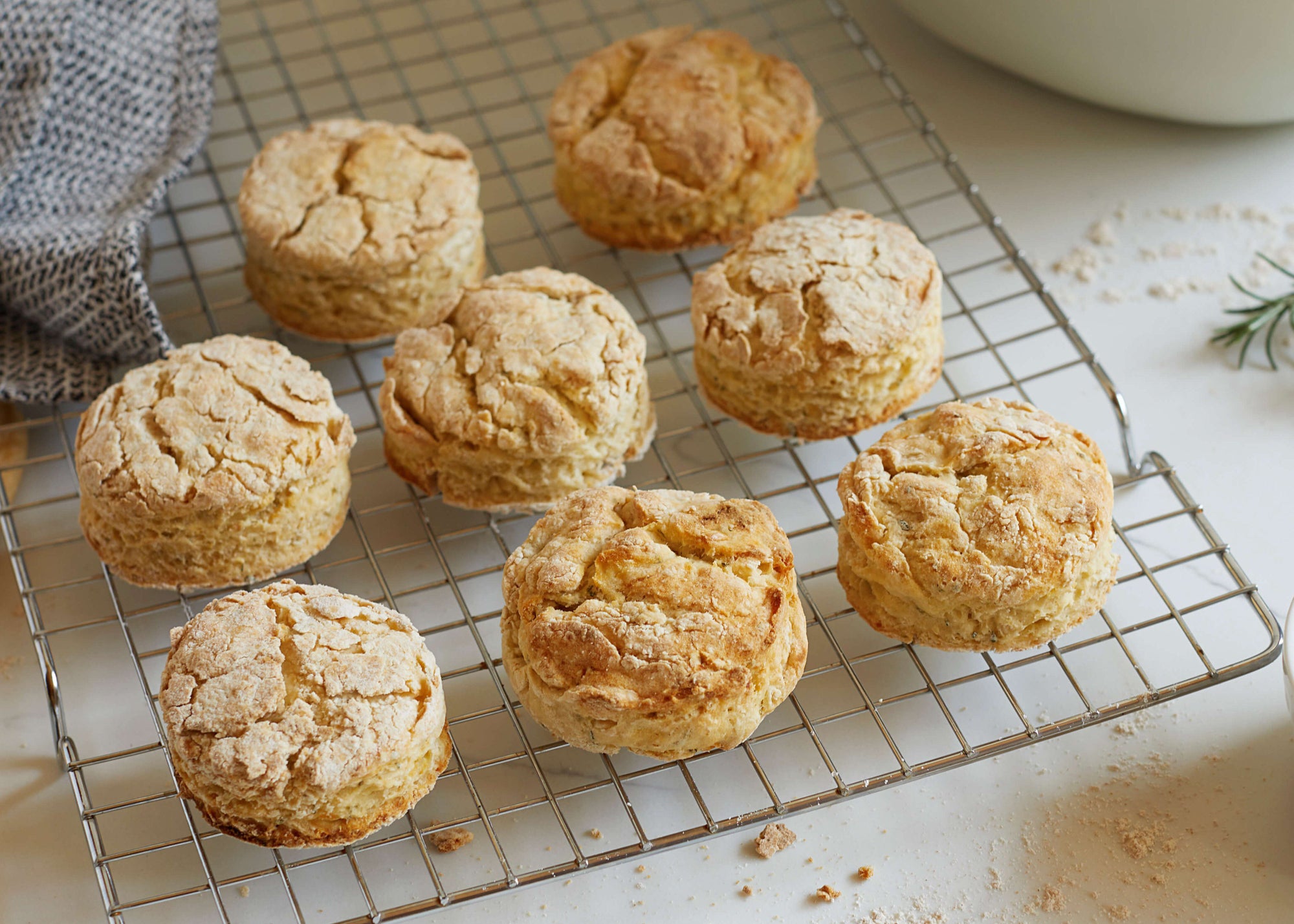 Plant-Based Biscuits with Rosemary and Garlic Rosemary-Garlic Biscuits